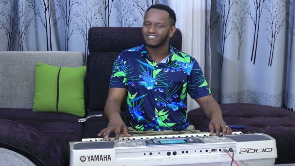 Nzungu ku isonga: Bamwe mu bacuranzi b’igisirimba bakunzwe (…)